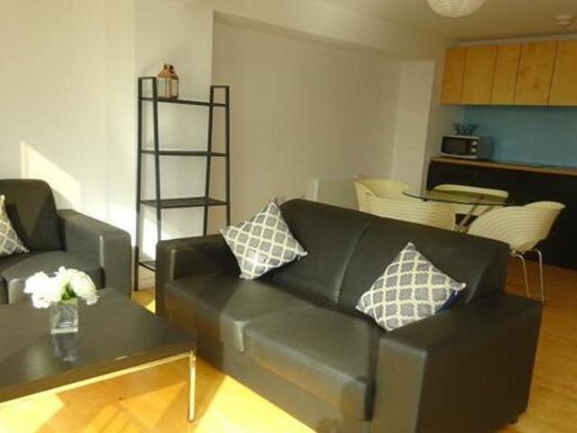 The Avenue, Saxton, Leeds, 2 Bedroom Flat