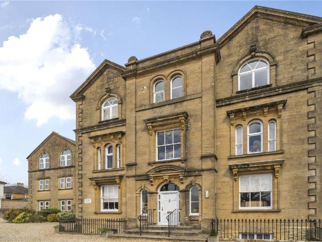 The Avenue, Sherborne DT9, 1 bed flat to rent, £1,000 pcm | PrimeLocation