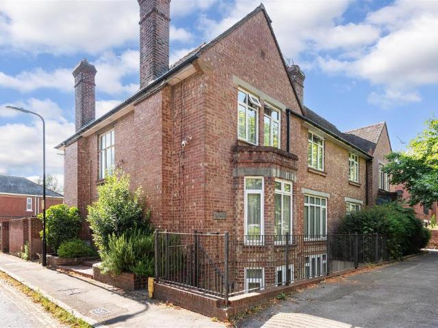The Avenue, Southampton 4 bed apartment to rent £2,000 pcm £462 pw