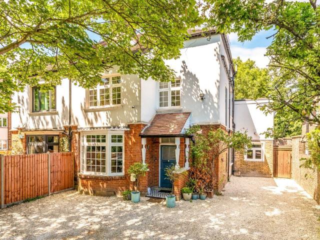 The Avenue, Twickenham TW1, 4 bed detached house to rent, £7,495 pcm | PrimeLocation