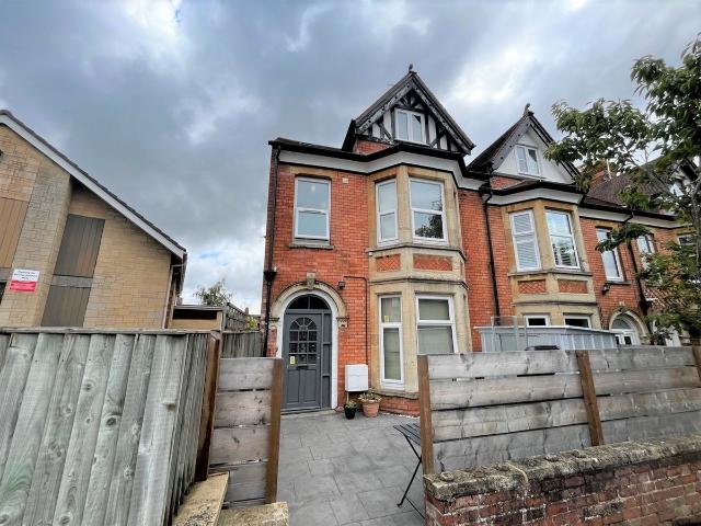 The Avenue, Yeovil BA21, Room to rent, £675 pcm | PrimeLocation