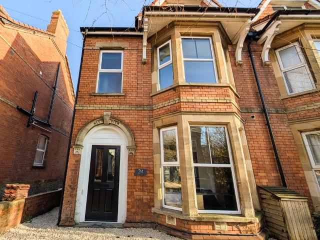 The Avenue, Yeovil BA21, Room to rent, £875 pcm | PrimeLocation