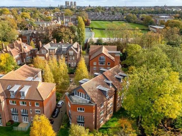 The Avenue, York, 3 Bedroom Apartment