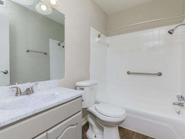 The Ayva at Oaklawn 1 Bedroom Apartment for Rent at 2601 Arroyo Ave, Dallas, TX 75219