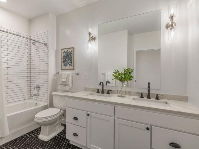 The Bottling Plant 1 Bedroom Apartment for Rent at 1707 N Market St, Frederick, MD 21701