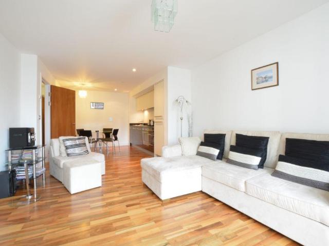 The Boulevard, Birmingham, B5 1 bed apartment to rent £1,050 pcm £242 pw