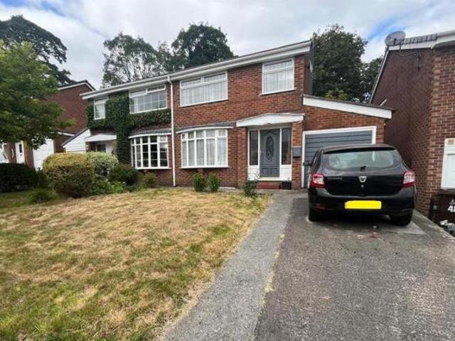 The Boulevard, Hollingworth, 3 Bedroom Semi detached
