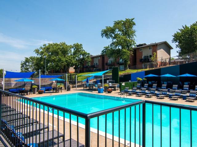 The Boulevard 2 Bedroom Apartment for Rent at 4800 Skyline Dr, Roeland Park, KS 66205