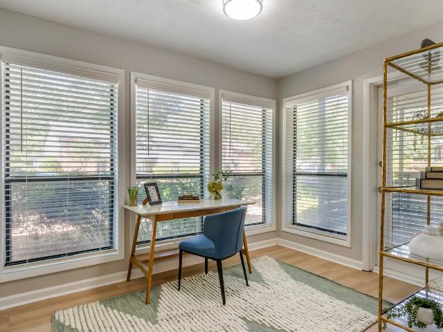 The Bowie 1 Bedroom Apartment for Rent at 8800 Dunwoody Pl, Sandy Springs, GA 30350