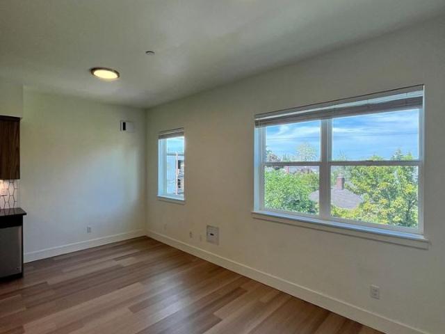 The Bozeman by Star Metro Studio Apartment for Rent at 6280 N Montana Ave, Portland, OR 97217 Arbor Lodge