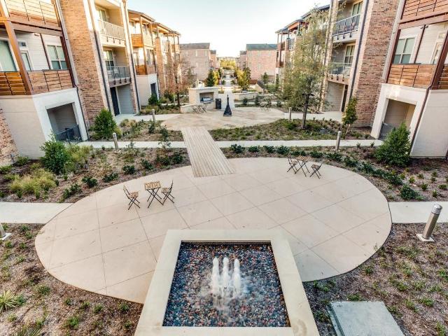 The Boat House 2 Bedroom Apartment for Rent at 2875 Painted Lake Cir, The Colony, TX 75056