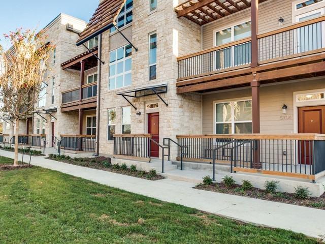 The Boat House 2 Bedroom Apartment for Rent at 2875 Painted Lake Cir, The Colony, TX 75056