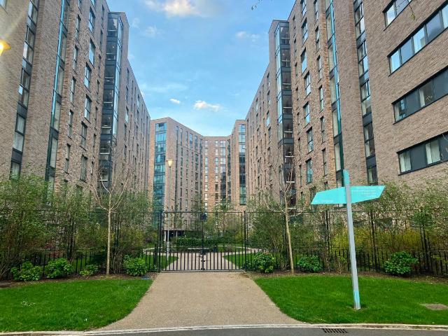 The Boathouse, Ottinger Close, Salford M50, 2 bed flat to rent, £1,400 pcm | PrimeLocation