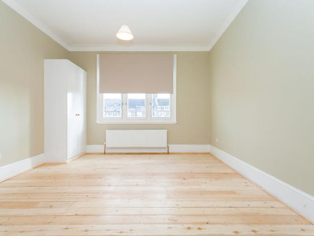 The Boleyn Public House, Green Street, Upton Park E13, Room to rent, £950 pcm | PrimeLocation