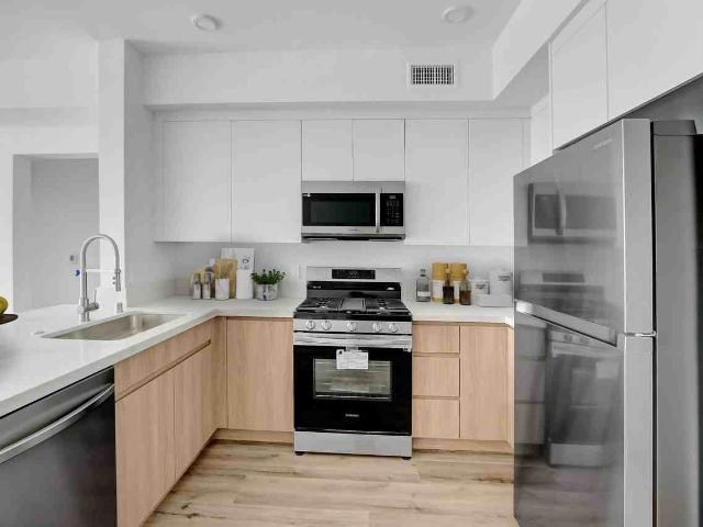 The Bay Apartment Homes 1 Bedroom Apartment for Rent at 20247 Saticoy St, Los Angeles, CA 91306 Winnetka