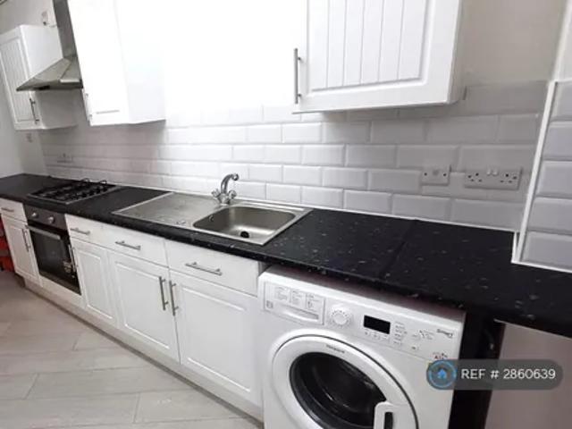 The Bay Tree, 59 Vicarage Lane, London, E15 4HG, United Kingdom | 2 bed apartment for rent #167774794 | Rentberry