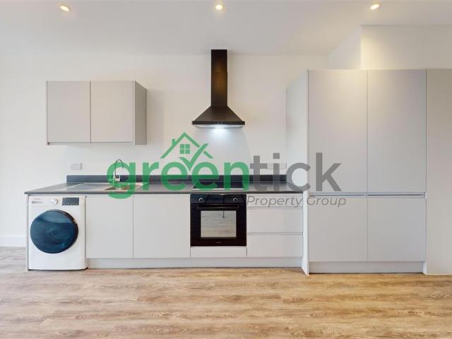 The Bays, Harlow CM20, 1 bed flat to rent, £1,200 pcm | PrimeLocation