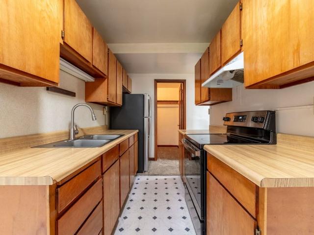 The Bayside Collection 1 Bedroom Apartment for Rent at 2628 Hoyt Ave, Everett, WA 98201 Bayside