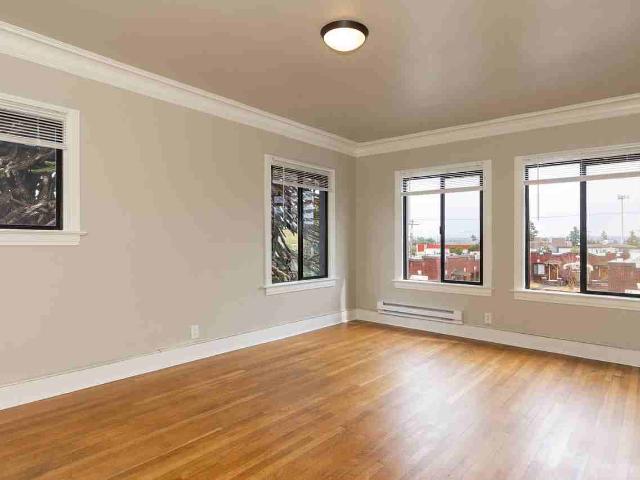 The Bayside Collection 1 Bedroom Apartment for Rent at 2628 Hoyt Ave, Everett, WA 98201 Bayside