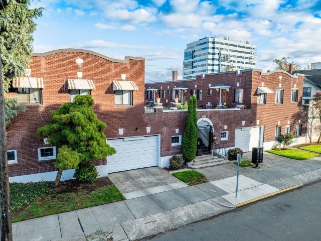 The Bayside Collection 2 Bedroom Apartment for Rent at 2628 Hoyt Ave, Everett, WA 98201 Bayside