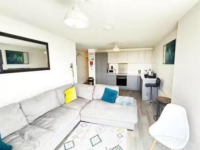 The Bank 2 Bedroom 2 Bathroom