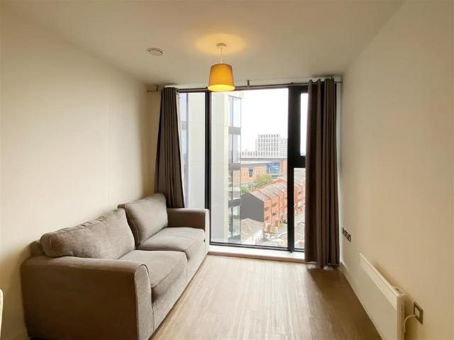 The Bank Tower 1, 60 Sheepcote. 1 bed flat to rent £1,150 pcm £265 pw