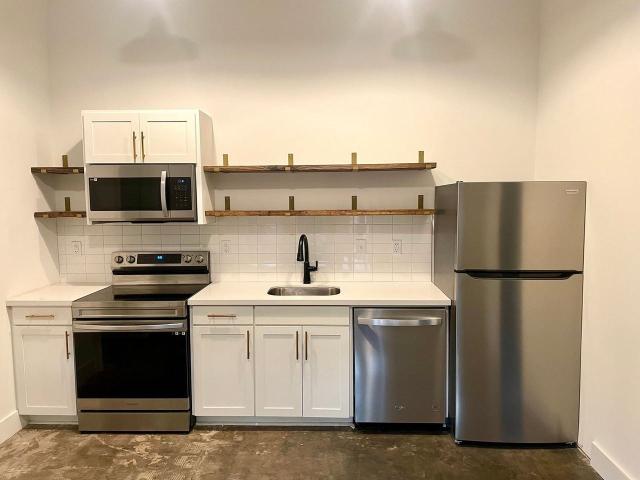 The Bank Lofts 1 Bedroom Apartment for Rent at 106 W Government St, Brandon, MS 39042