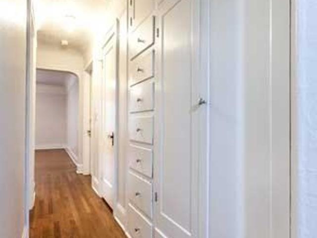 THE BARCELONA APARTMENTS TILM01 1 Bedroom Apartment for Rent at 1953 Nw Irving St, Portland, OR 97209 Northwest District