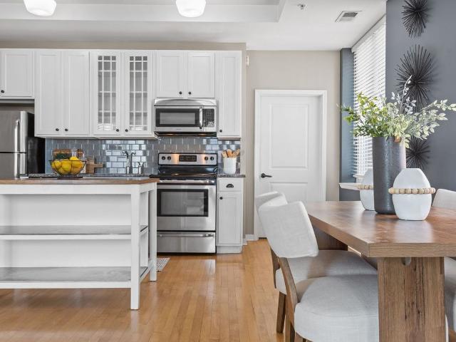 The Barker 2 Bedroom Apartment for Rent at 306 S 15th St, Omaha, NE 68102 Downtown Omaha