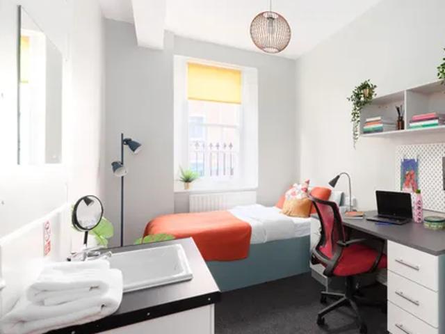 The Barley Mow, 104 Horseferry Road, London, SW1P 2EE, United Kingdom | Room for rent #154598443 | Rentberry