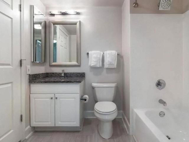 The Barton at Woodley 1 Bedroom Apartment for Rent at 2701 Calvert St Nw, Washington, DC 20008 Woodley Park