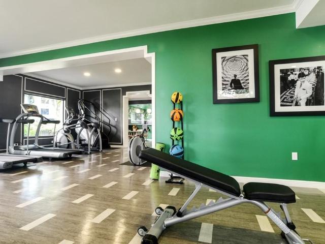 The Beverly 2 Bedroom Apartment for Rent at 123 Brackenridge Ave, San Antonio, TX 78209 Mahncke Park