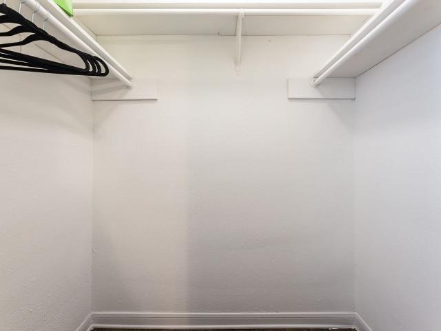 The Beverly at Clear Lake 1 Bedroom Apartment for Rent at 16100 Space Center Blvd, Houston, TX 77062 Clear Lake