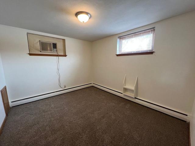 The Beautiful Danforth Apartments 2 Bedroom Apartment for Rent at 1207 Danforth St, St. Paul, MN 55117 North of Maryland