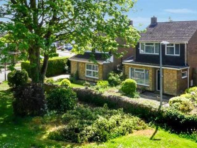 The Beeches, Deanshanger, 4 Bedroom Detached