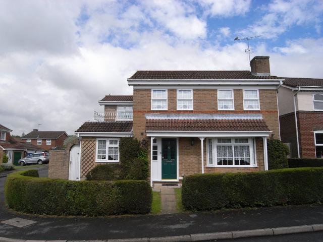 The Beeches, Fair Oak SO50, 4 bed detached house to rent, £1,950 pcm | PrimeLocation