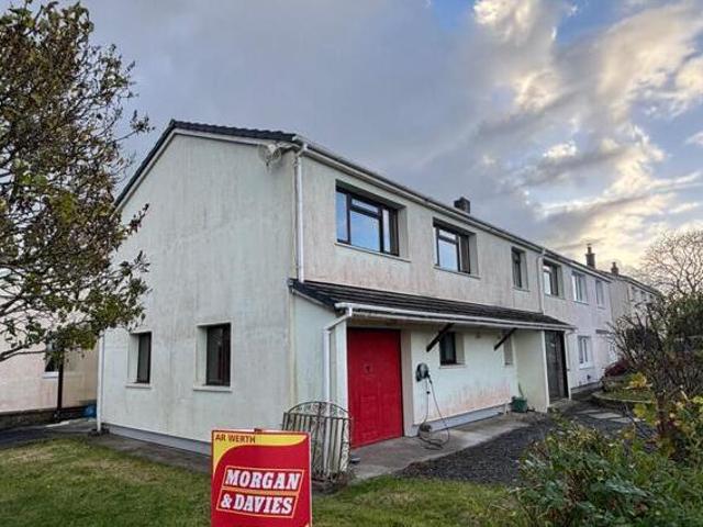 The Beeches, Llandysul, 6 Bedroom Semi detached