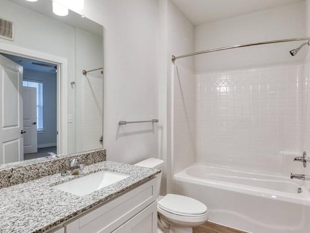 The Bella at Westchester 1 Bedroom Apartment for Rent at 700 City View Loop, Midlothian, VA 23113