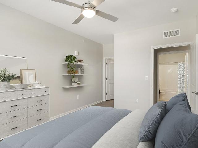 The Belltower Luxury Apartments 3 Bedroom Apartment for Rent at 3400 Tevis Dr, Louisville, KY 40220