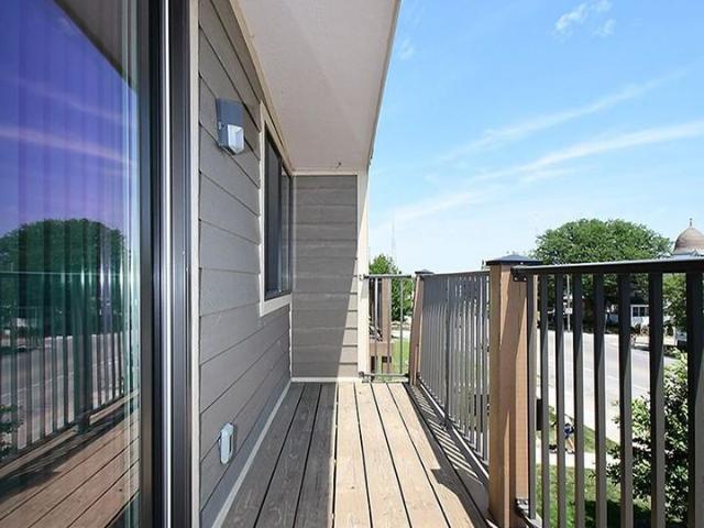 The Belmont Apartments 1 Bedroom Apartment for Rent at 1016 Park Ave, Omaha, NE 68105