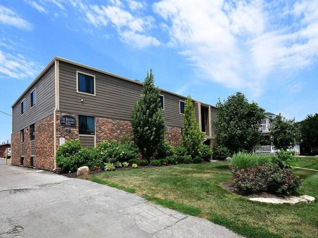 The Belmont Apartments 2 Bedroom Apartment for Rent at 1016 Park Ave, Omaha, NE 68105