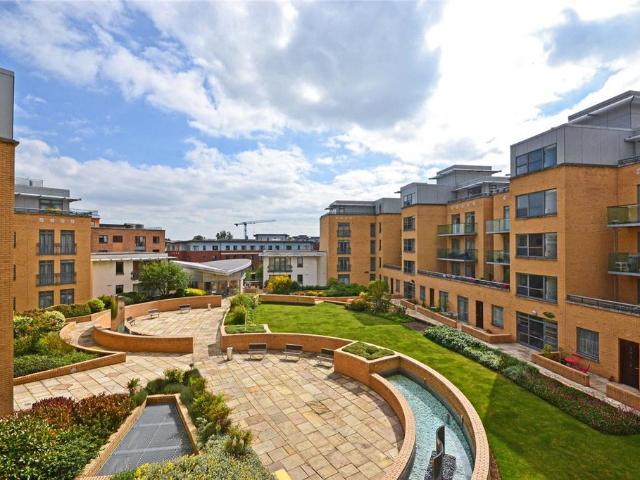 The Belvedere, Homerton Street. 1 bed apartment to rent £1,750 pcm £404 pw