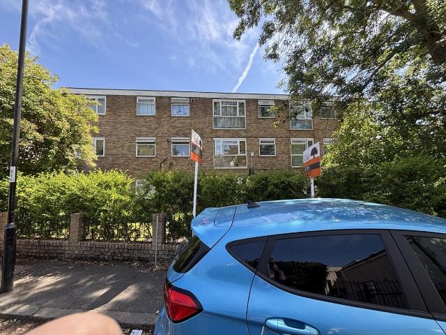 The Berkeleys, Sunny Bank, South Norwood SE25, 2 bed flat to rent, £1,595 pcm | PrimeLocation