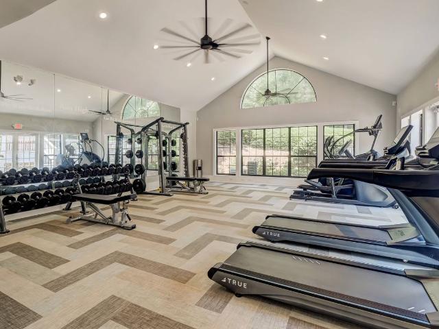 The Berkshires at Vinings 2 Bedroom Apartment for Rent at 3200 Spring Hill Pkwy Se, Smyrna, GA 30080