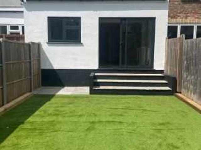 THE BEST 1 BEDROOM GROUND FLOOR GARDEN MAISONETTE LOCATED NEXT TO HIGHAMS PARK STATION!