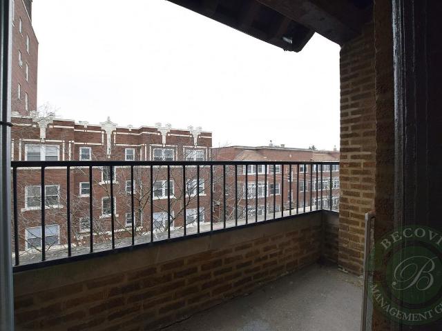 The Birchmont Studio Apartment for Rent at 1456 W Fargo Ave, Chicago, IL 60626 Rogers Park