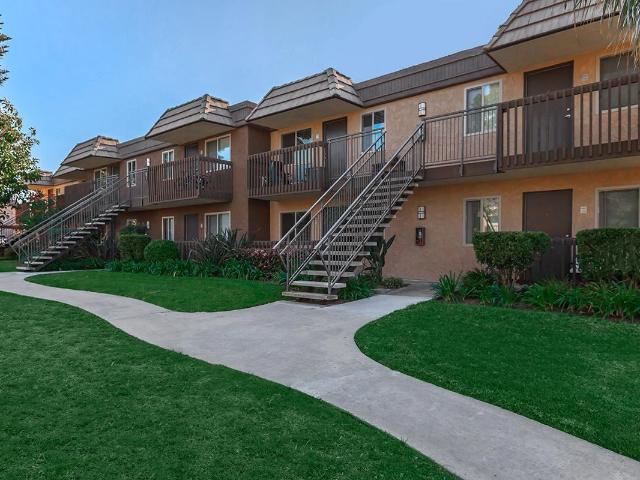 The Bluffs at Carlsbad 1 Bedroom Apartment for Rent at 2707 Avenida De Anita, Carlsbad, CA 92010