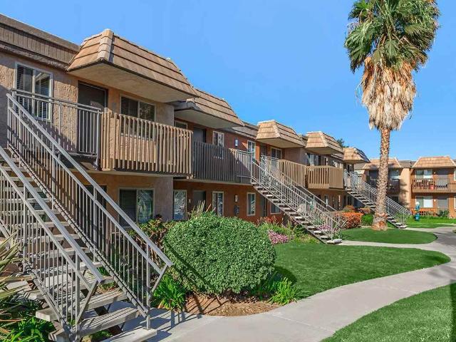 The Bluffs at Carlsbad 2 Bedroom Apartment for Rent at 2707 Avenida De Anita, Carlsbad, CA 92010