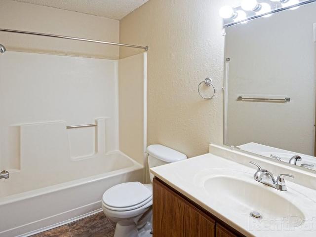 The Bluffs 1 Bedroom Apartment for Rent at 708 E 7th St, Monticello, MN 55362