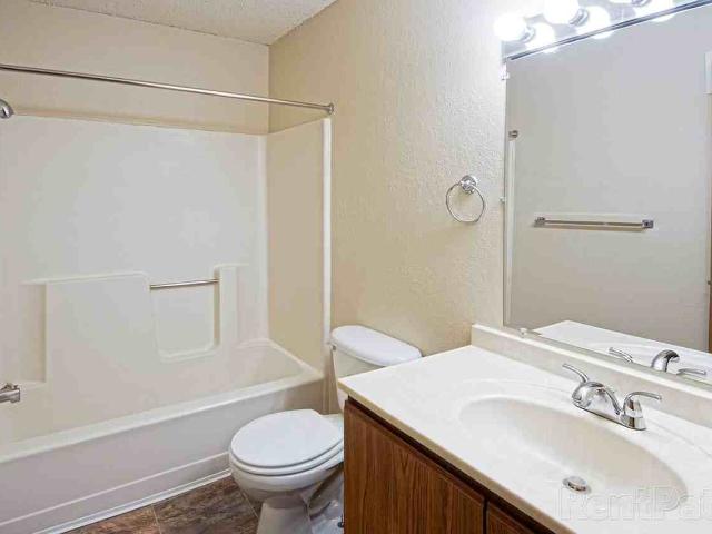 The Bluffs 1 Bedroom Apartment for Rent at 708 E 7th St, Monticello, MN 55362